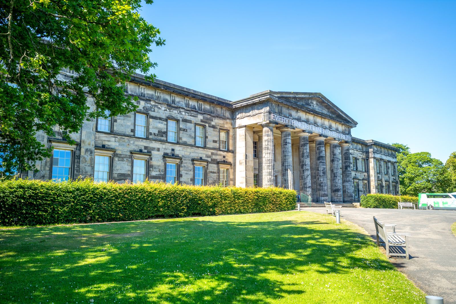 25 Incredible Free Things To Do In Edinburgh