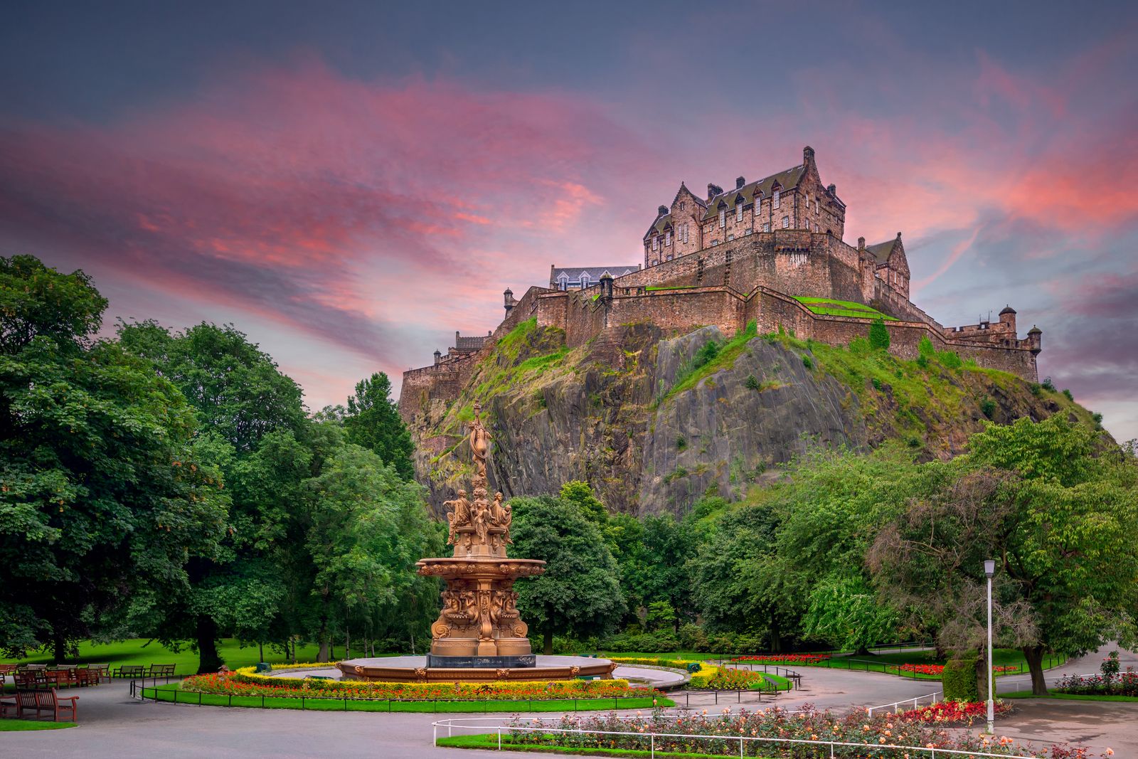 25 Incredible Free Things To Do In Edinburgh